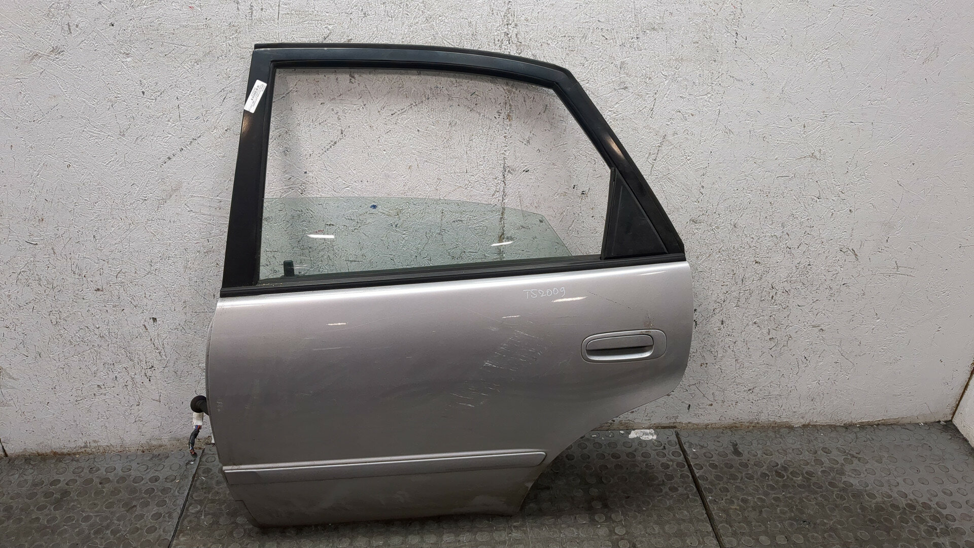 Дверь боковая (легковая) левая задняя Toyota Corolla E11 Б/У