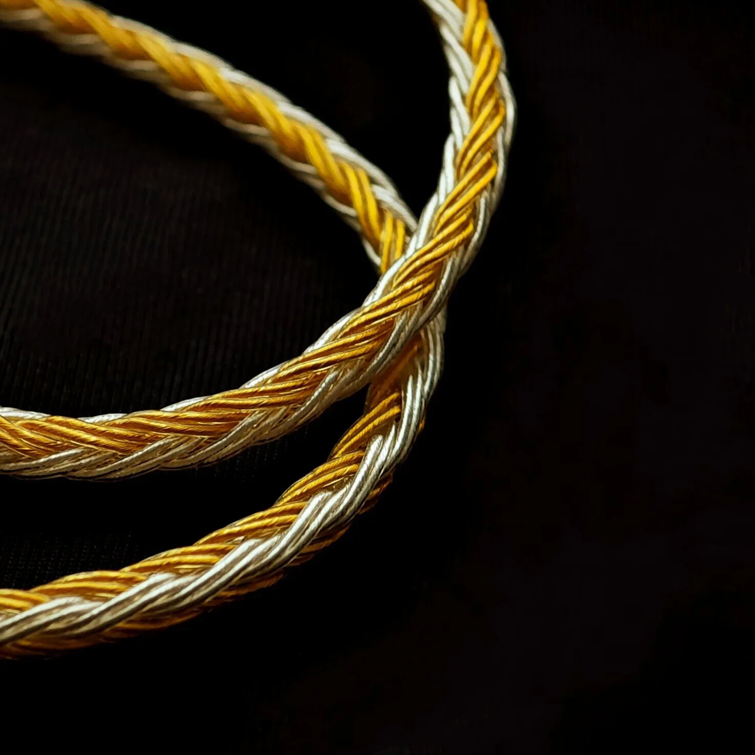 FiiO Многоинтерфейсный кабель для наушников 16-ядерный серебряный 3,5 мм/2,5 мм/4,4 мм с микрофоном 3.5mm with MIC, gold silver