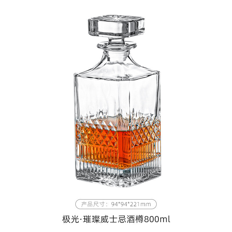 Высококлассный барный клуб виски бокал вина бутылки спиртных напитков Аврора · Блестящая бутылка виски