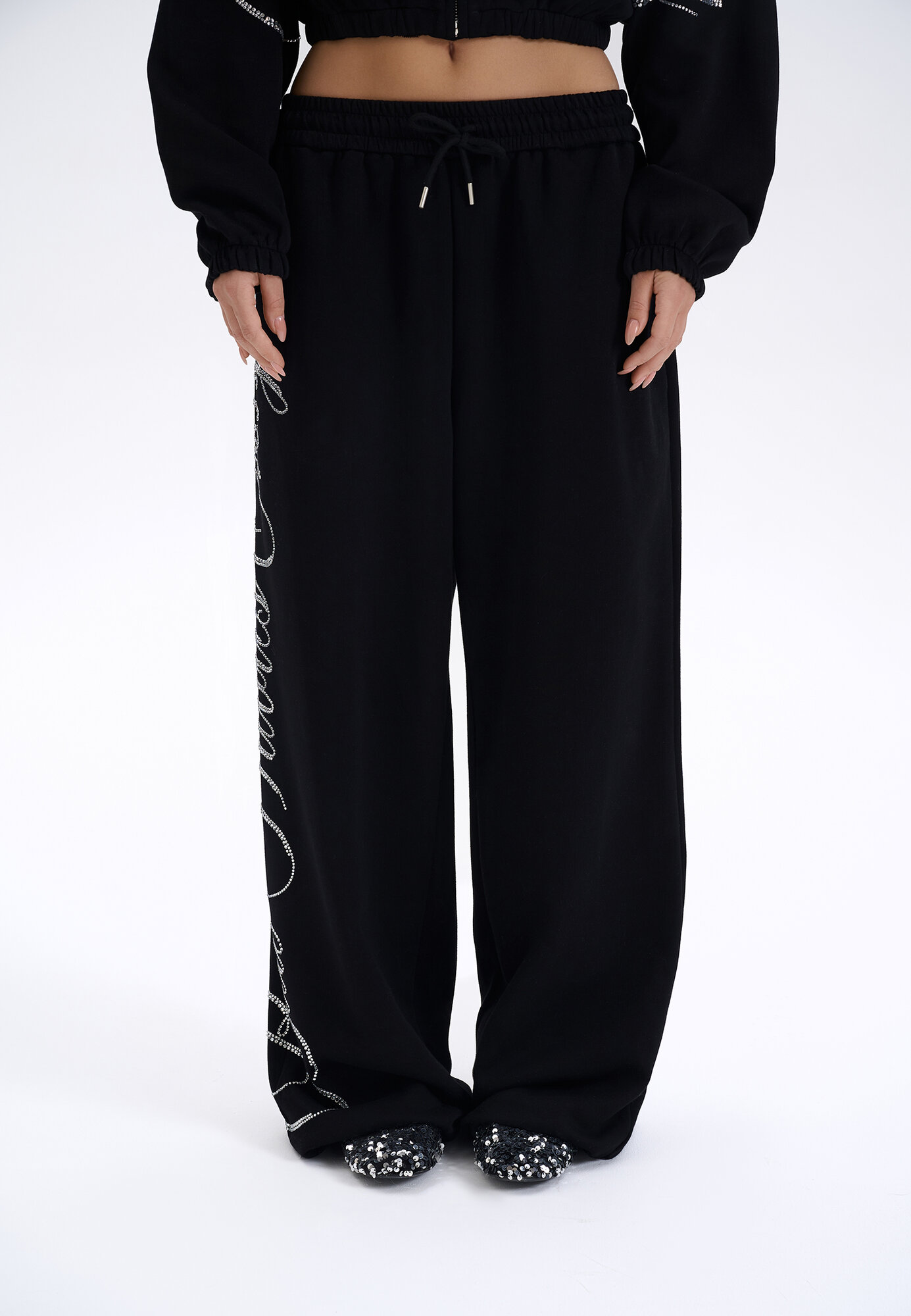 Брюки спортивные