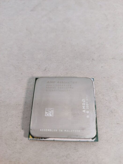 Процессор AMD 939 Socket Athlon 64 3200 ADA3200DAA4BW