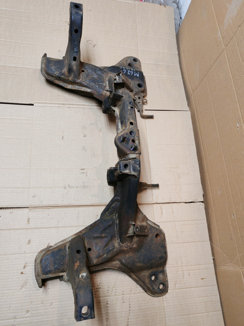 Подрамник ДВС Mazda 626 GE