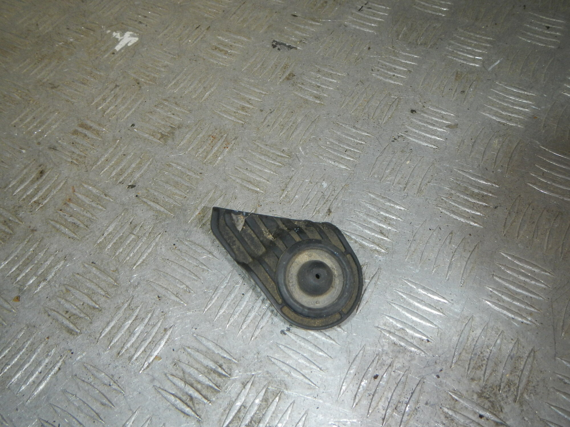 Б/У Кронштейн радиатора, KIA (Киа)-MAGENTIS (05-10) KIA MAGENTIS (05-10) Левый. Без повреждений. 571855 Hyundai-KIA арт. ...