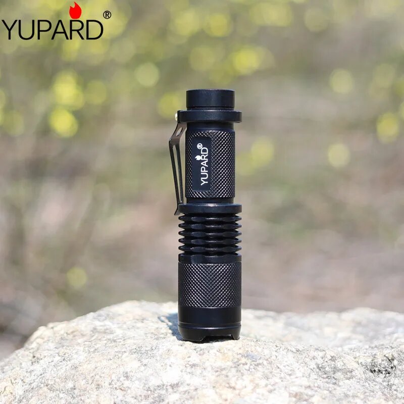 Yupard Mini 12W черный фонарик