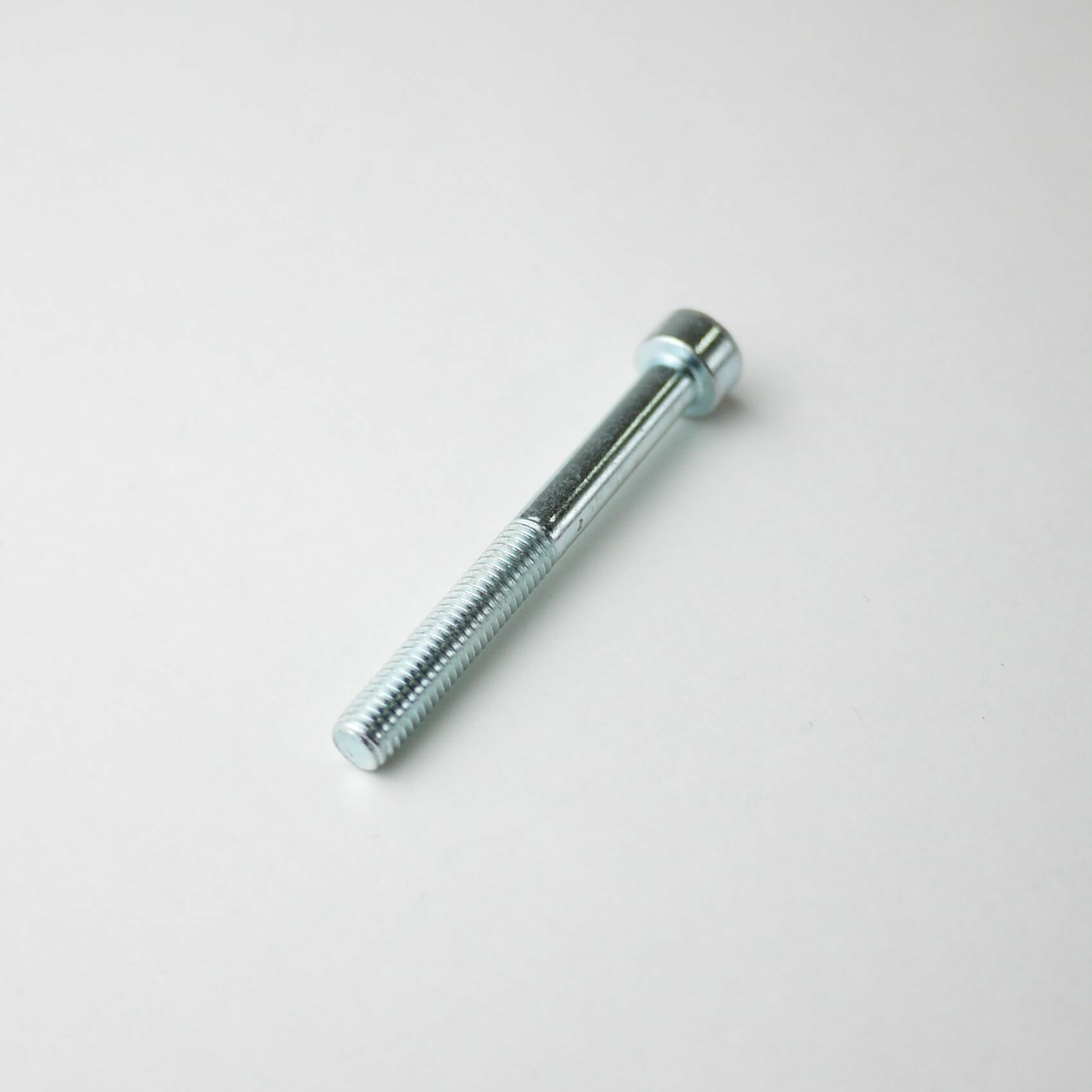 Винт "Джилекс" М5 х 45 оцинкованный DIN912 внутр. шест, кл 8,8 (арт.- М4928)