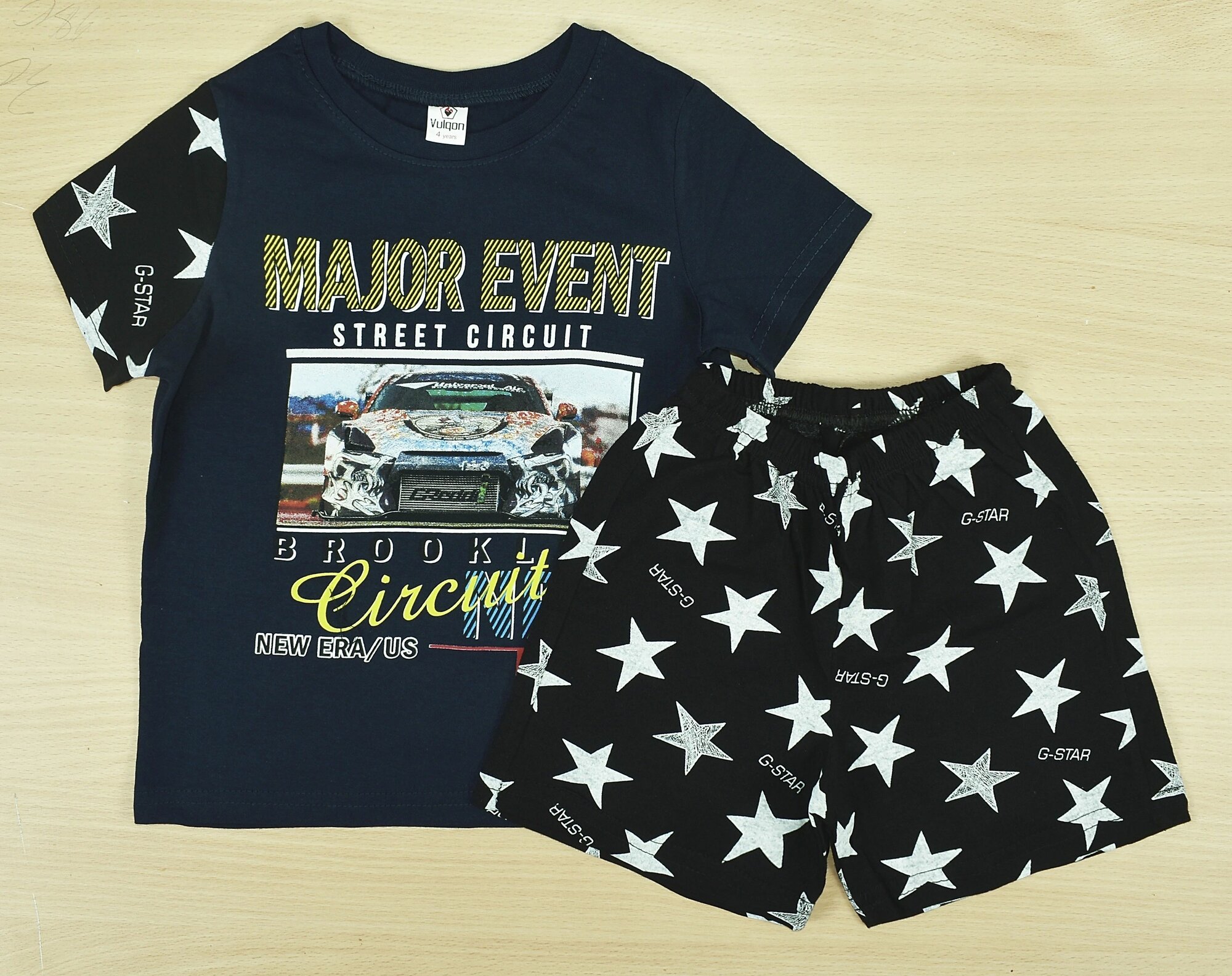 Комплект одежды