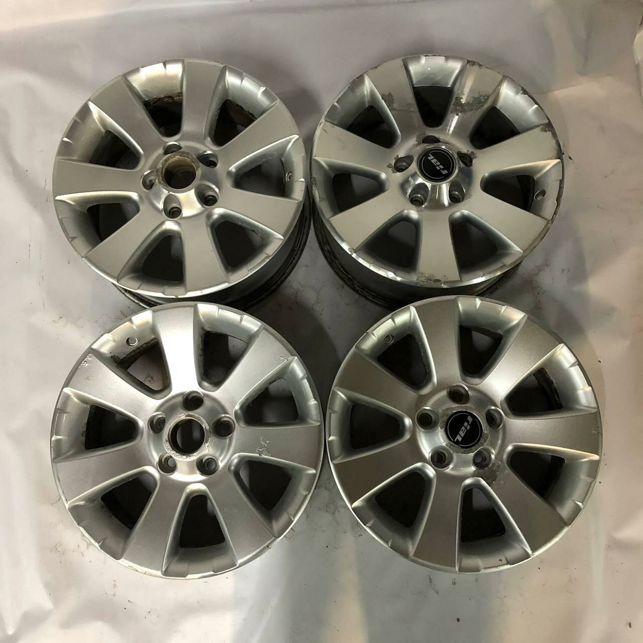 Колесные диски Rial 16x6.5 PCD 5x112 D57.1 ET33 (Реплика)