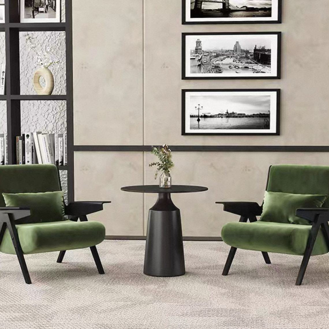 Интерьерное кресло на деревянной основе Cruziot (ткань велюр / зеленый)