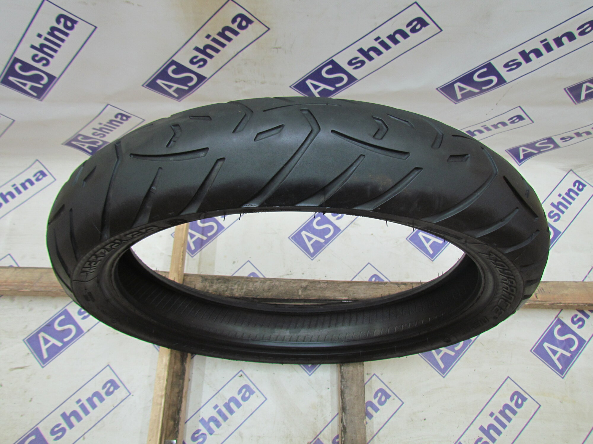 Мотошина БУ для мотоцикла Metzeler Tourance NEXT 120 / 70 R19 0024648