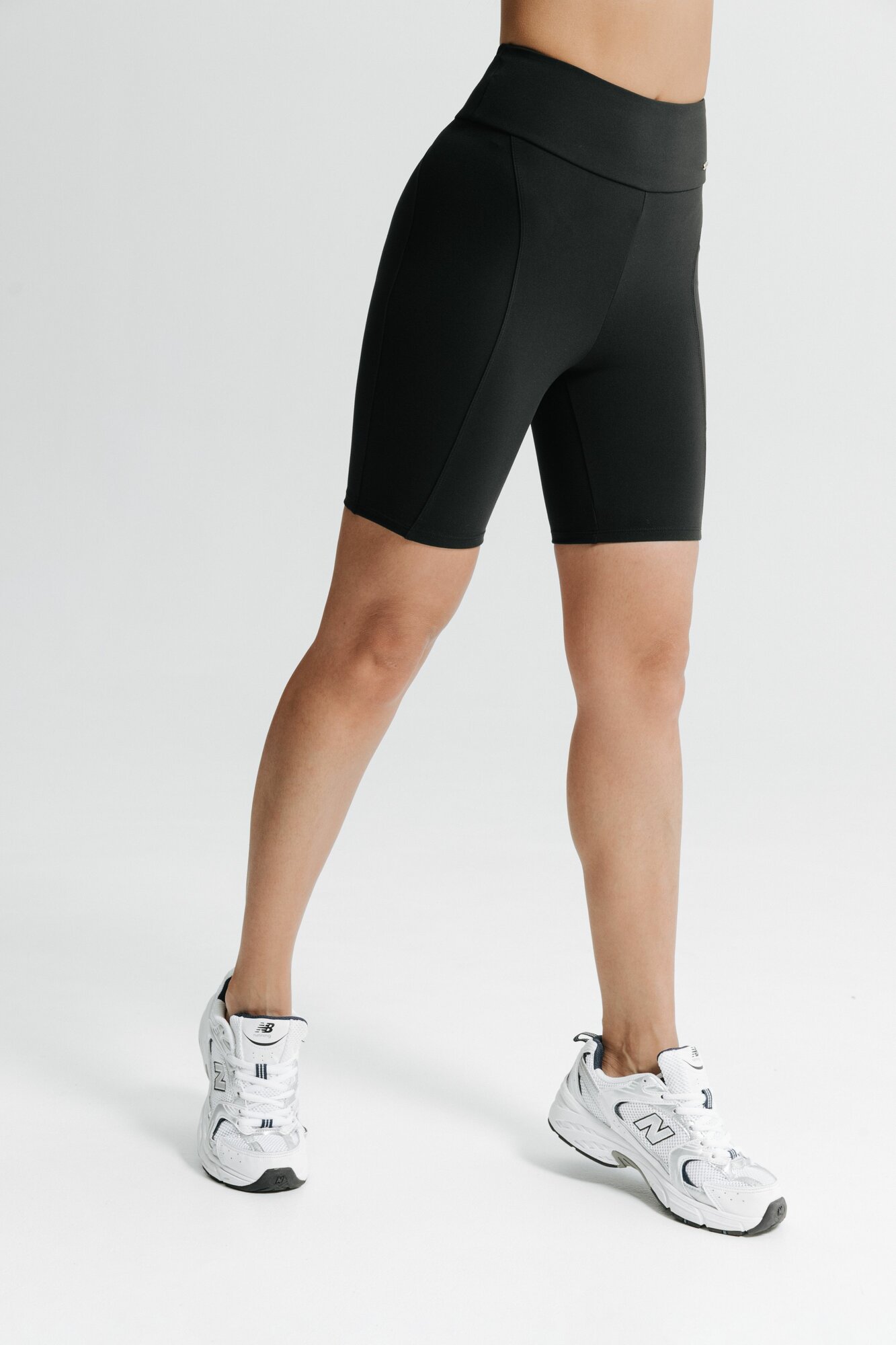 Шорты спортивные