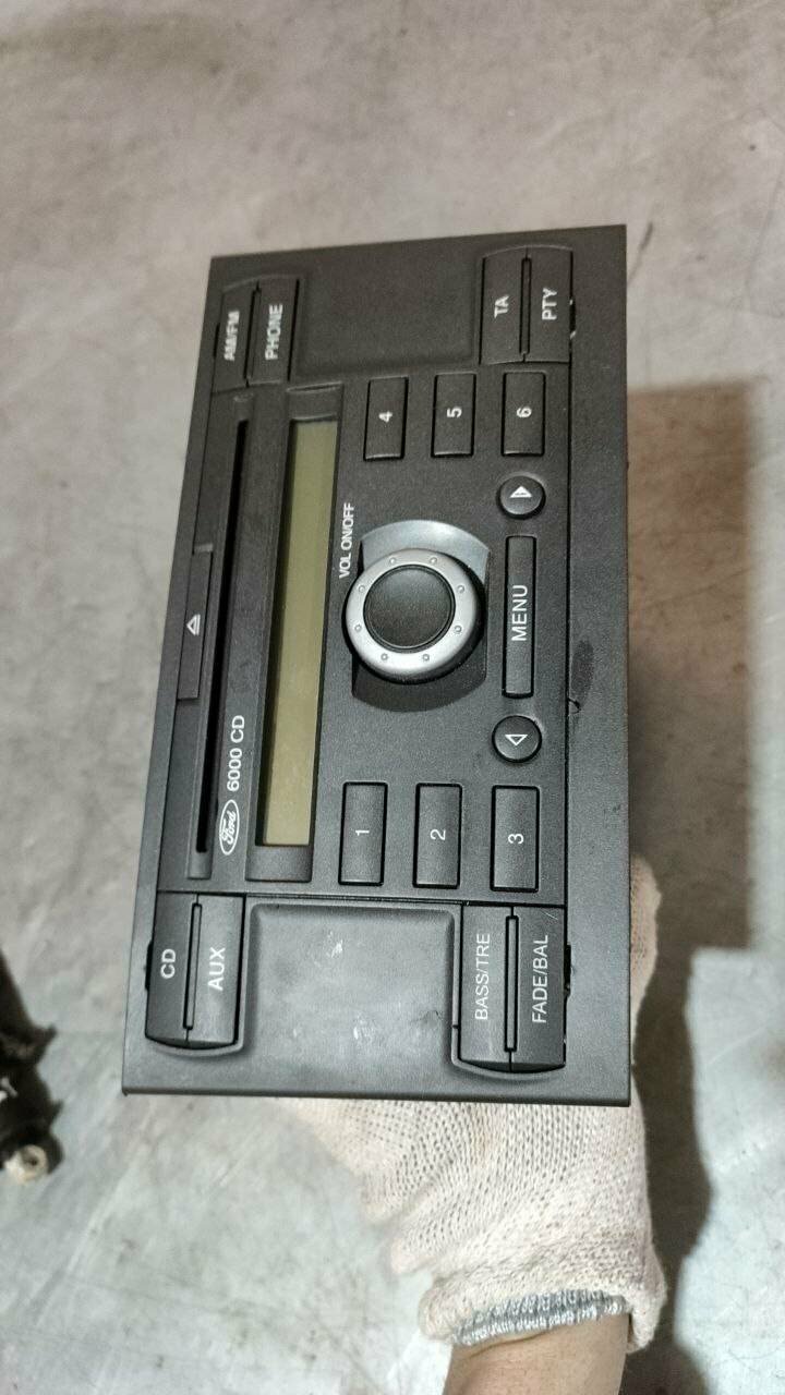 Магнитола Ford Mondeo 3 рест. 2006 5S7T18C815AE