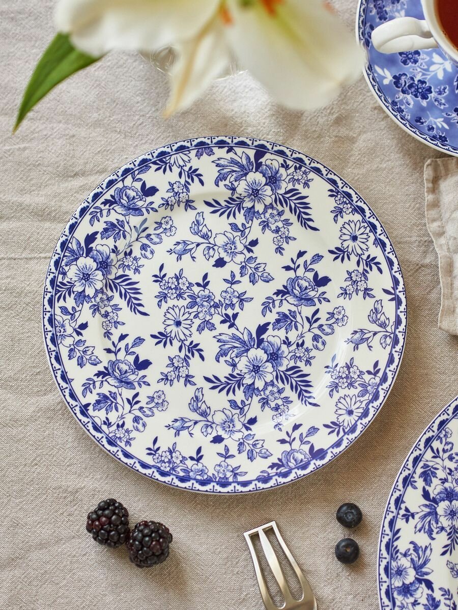 Тарелка керамическая плоская 20,5 см с рисунком, винтаж