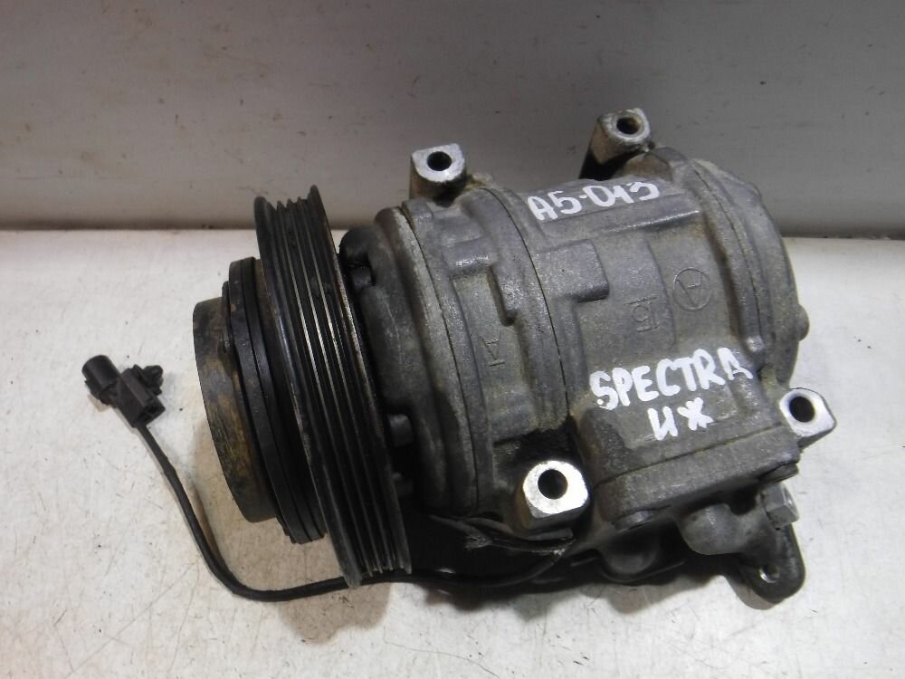 Компрессор кондиционера Kia Spectra 0K2A261450