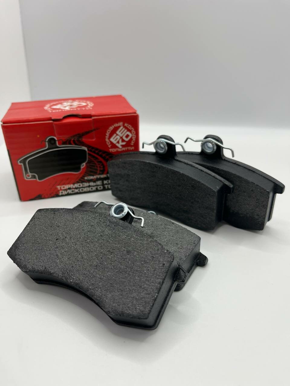 Колодки тормозные передние ВАЗ-2108, 2110, 2115, Калина, Приора, Гранта (комплект 4шт.) OEM 2108-3501080 BEKO