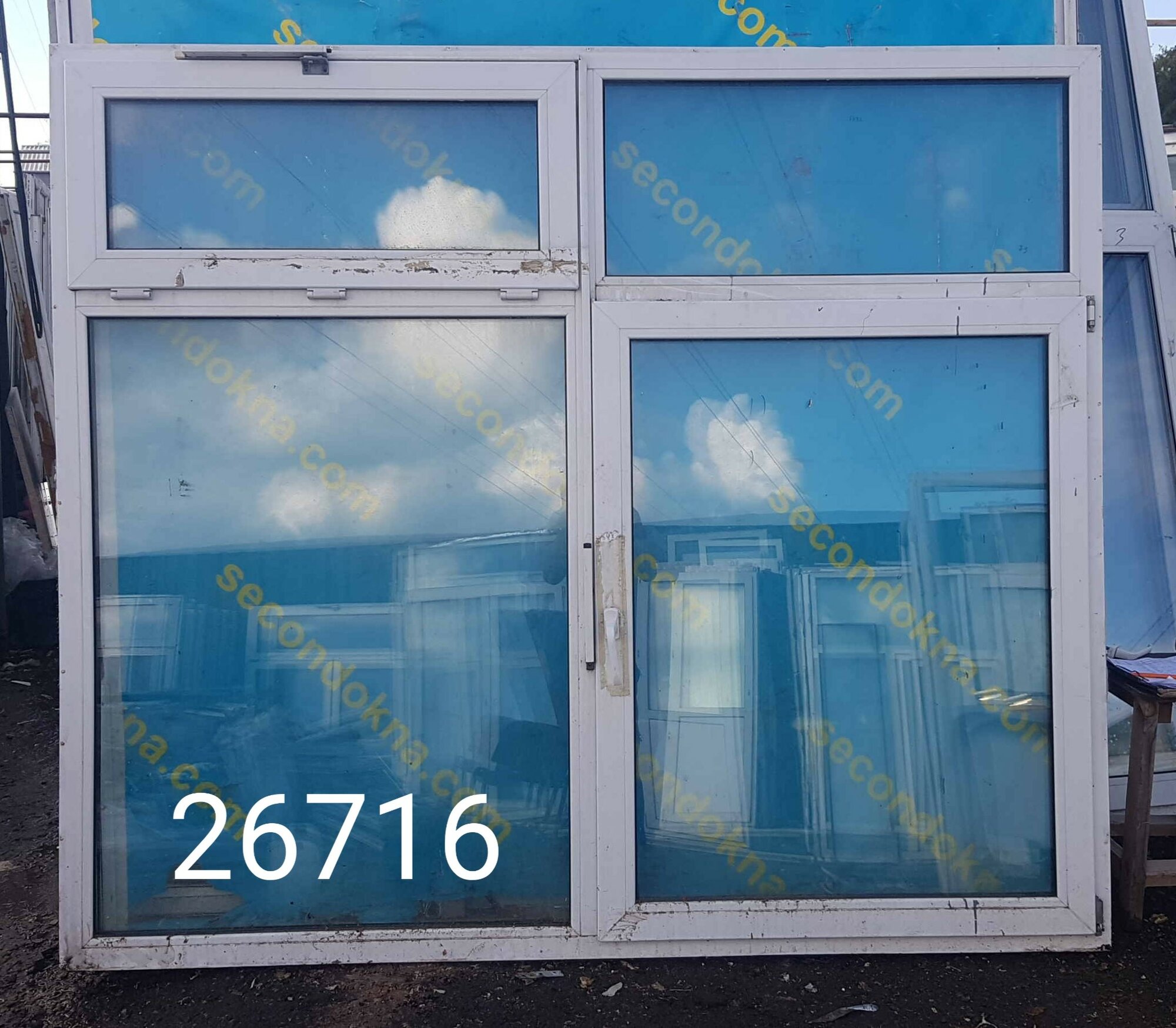 Пластиковое окно Б/У 1840(в) 1380 об х 2110(ш)