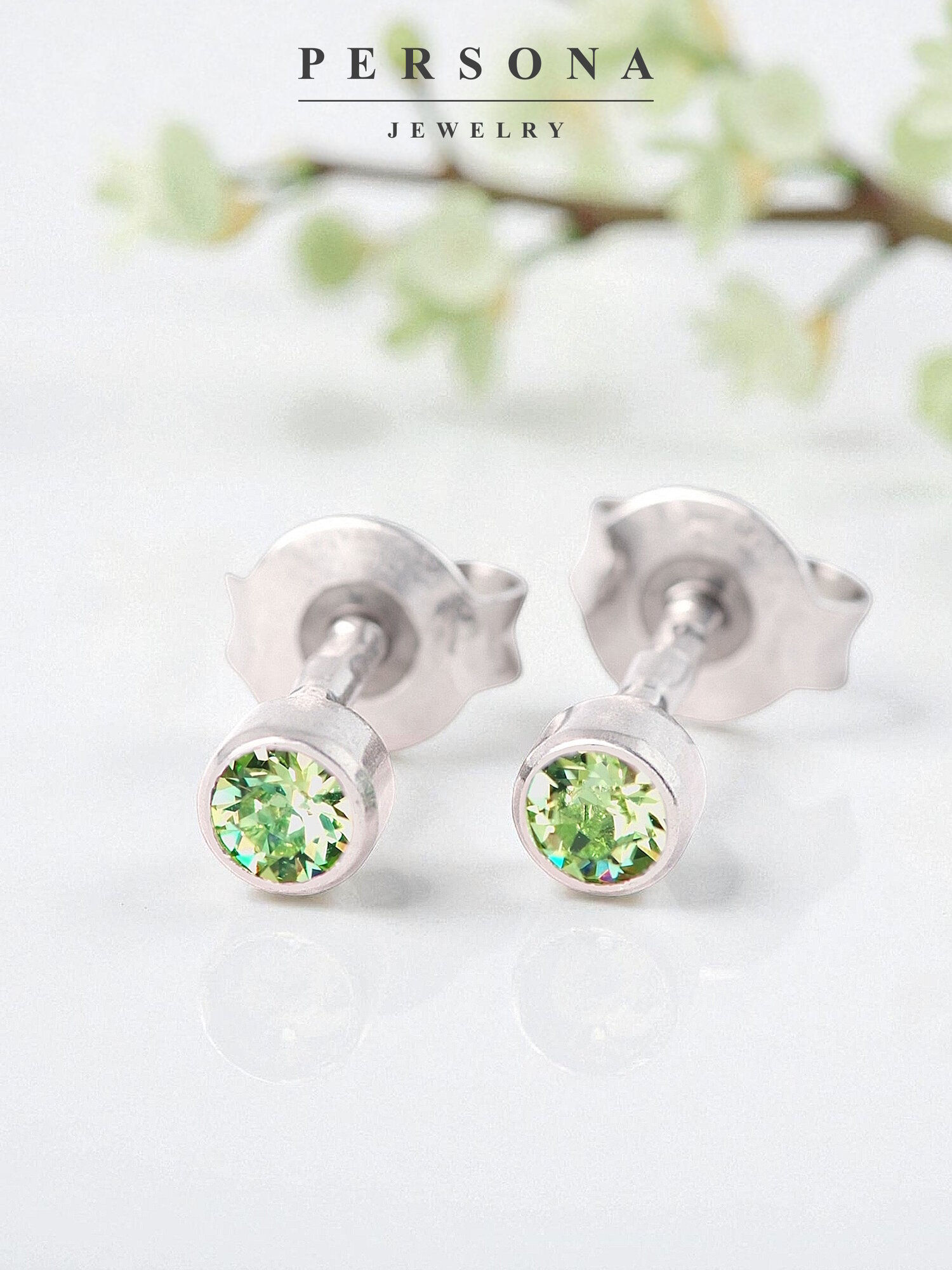 Серьги пусеты, серебро, 925 проба, родирование, кристаллы Swarovski