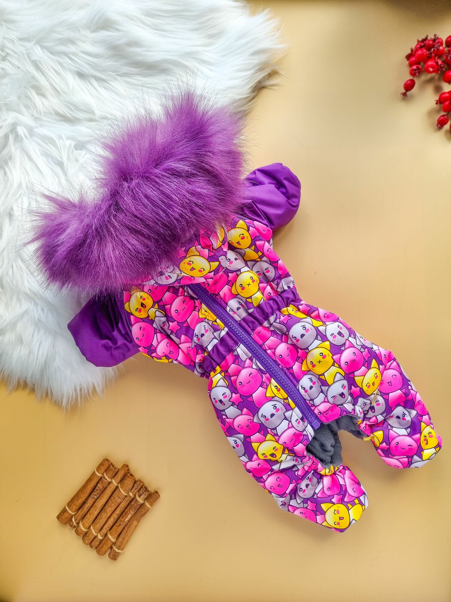 Комбинезон зимний со съемным капюшоном/мех, розовый-фиолет, р-р 26