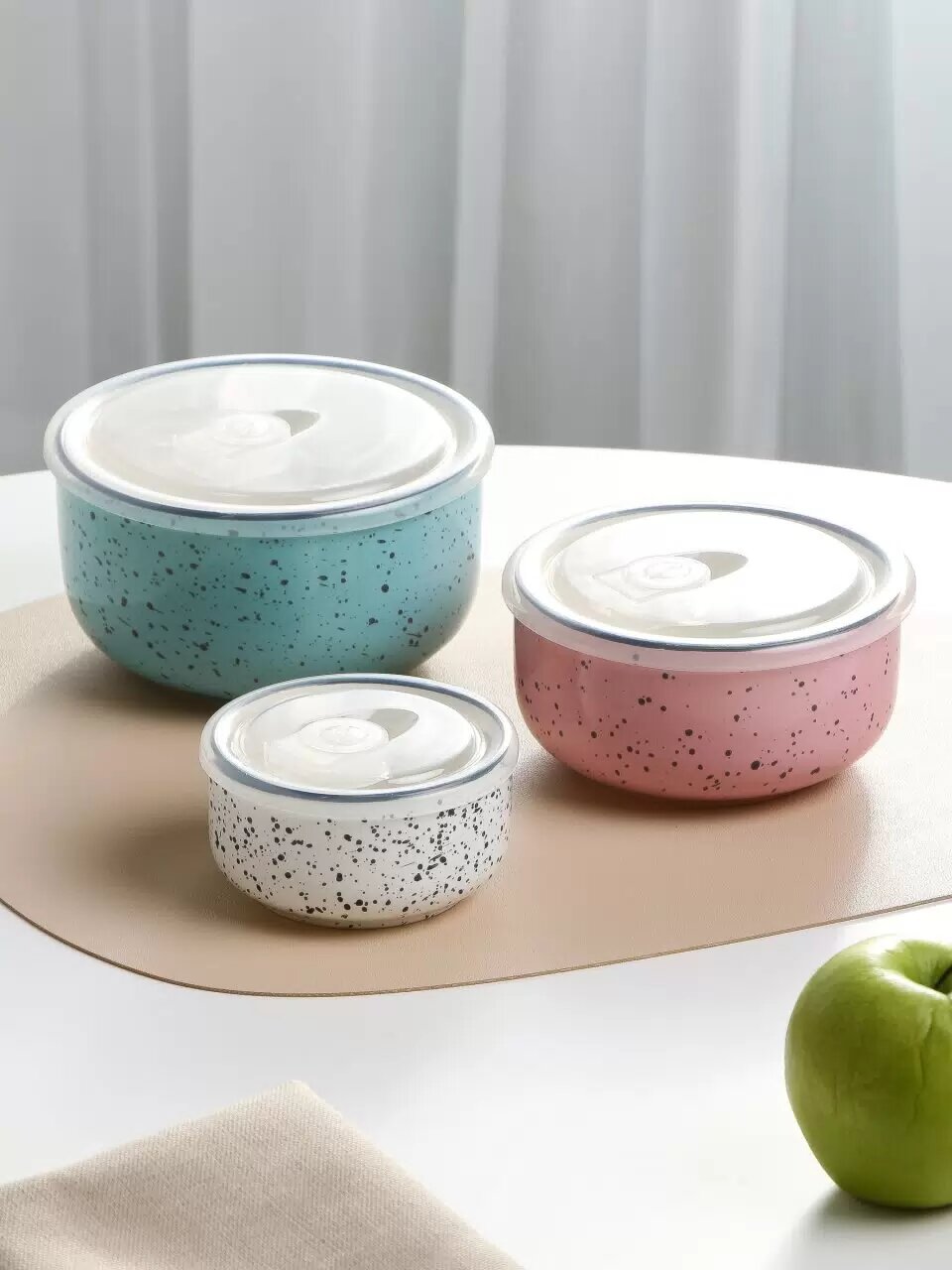 Набор салатников керамика, 3 шт, 0.225, 0.485, 0.9 л, с пластиковой крышкой, ТМ Глория, 202460