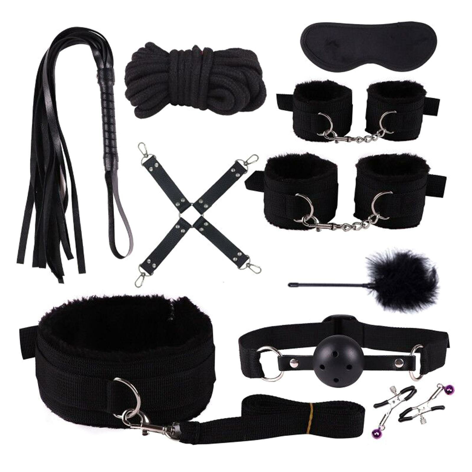 Набор бДСМ-игрушек: ошейник, наручники, плеть, зажимы, кляп, Черный