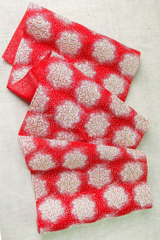 Ткань для декорирования фиеста сноу, полиэстер, красный, 250х28 см, Koopman International 767614100