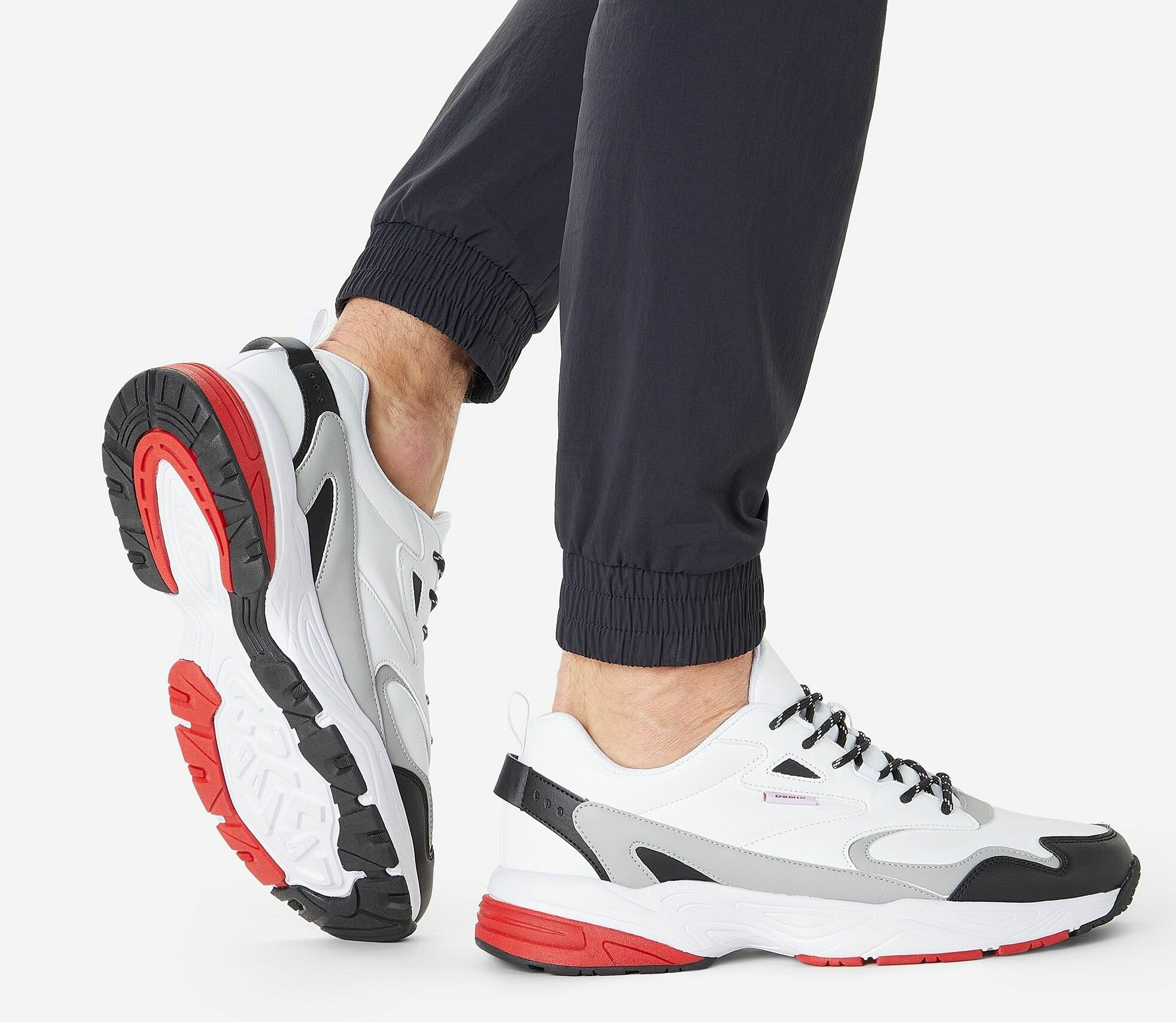 Кроссовки повседневные