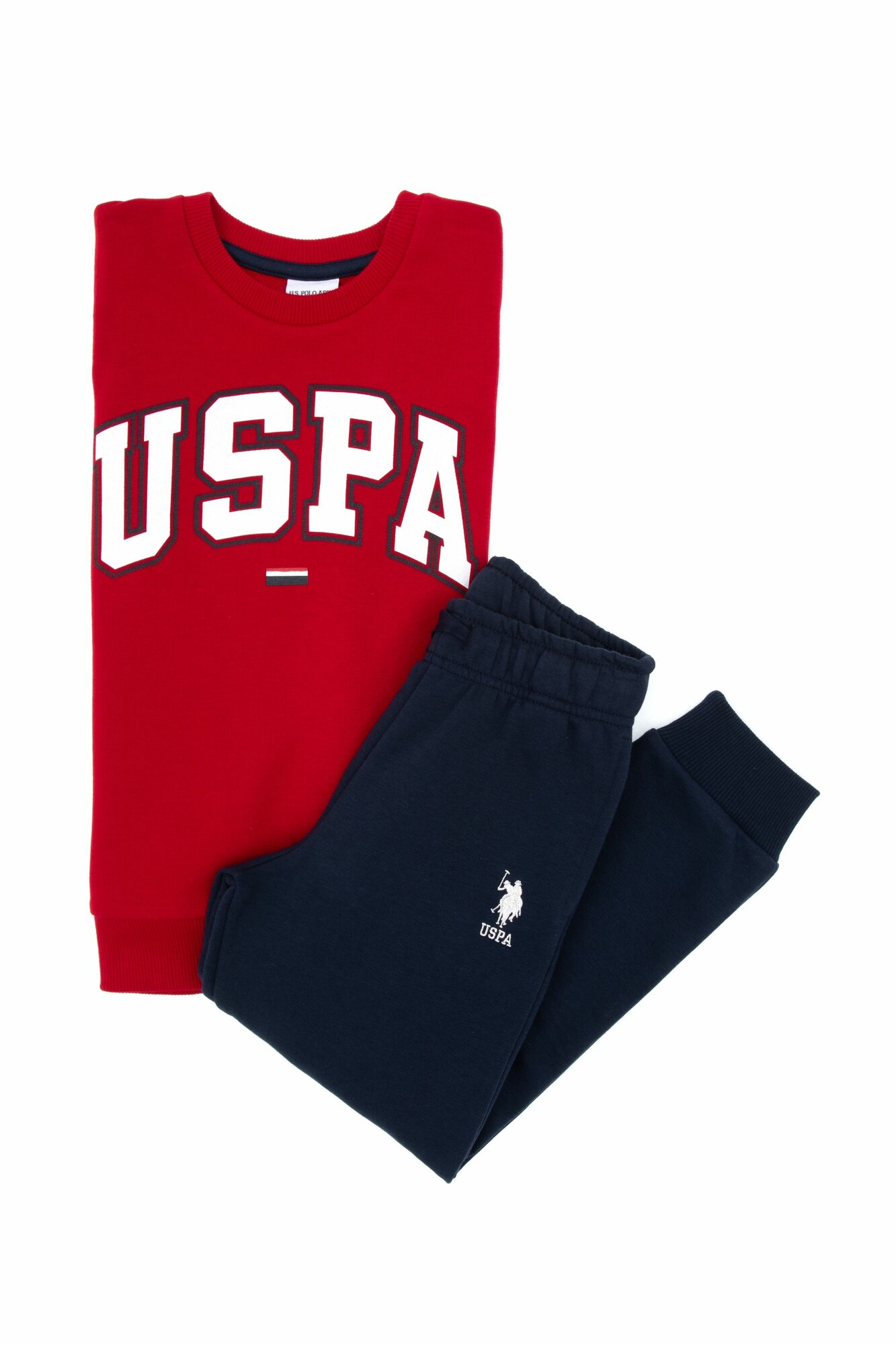 Костюм спортивный