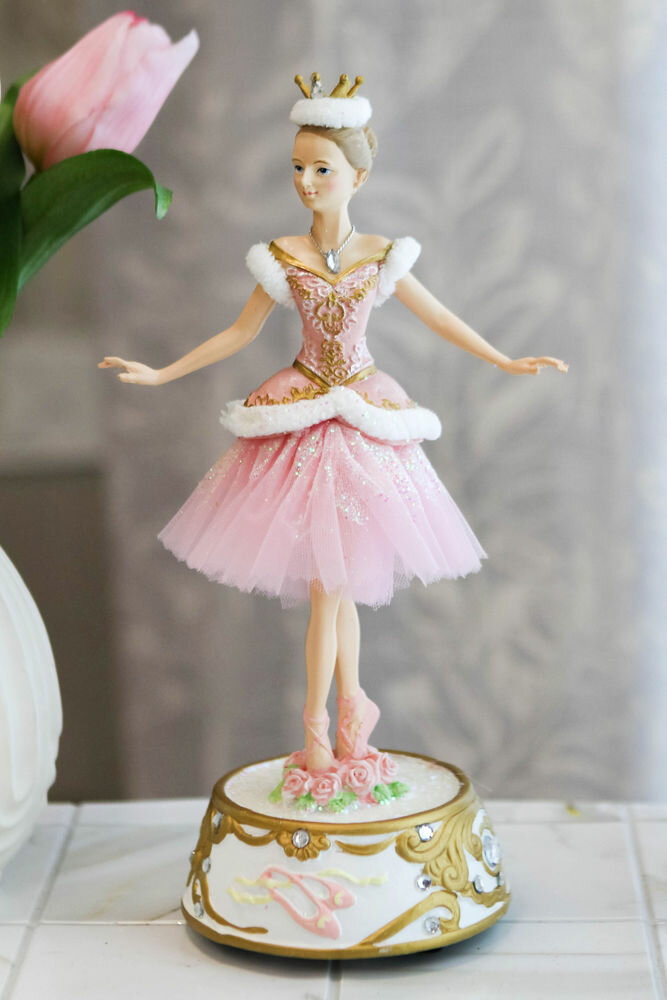 Музыкальная фигурка балерина - танец принцессы РОЗ, полистоун, текстиль, 25 см, Kurts Adler T2274