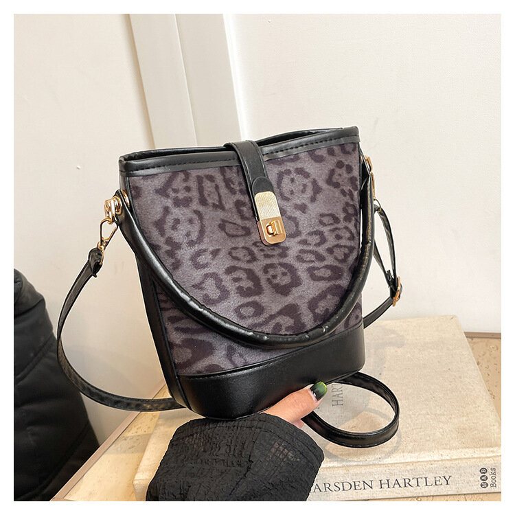 Сумка ведро