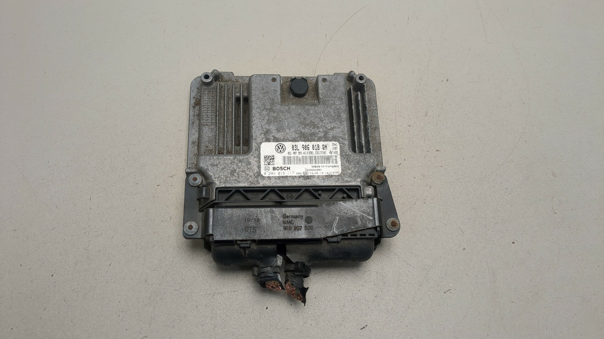 Блок управления двигателем Skoda Yeti Б/У