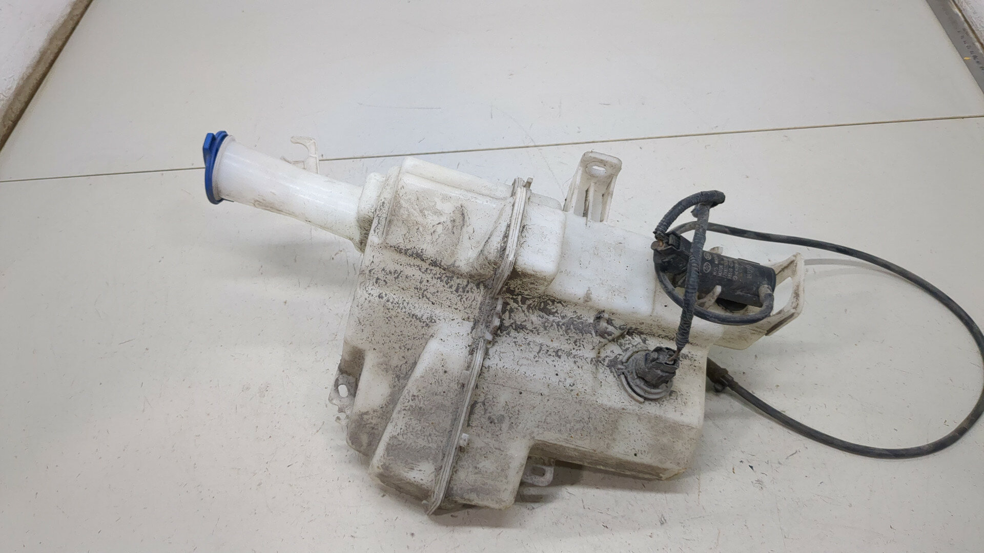 Бачок омывателя Hyundai IONIQ Б/У