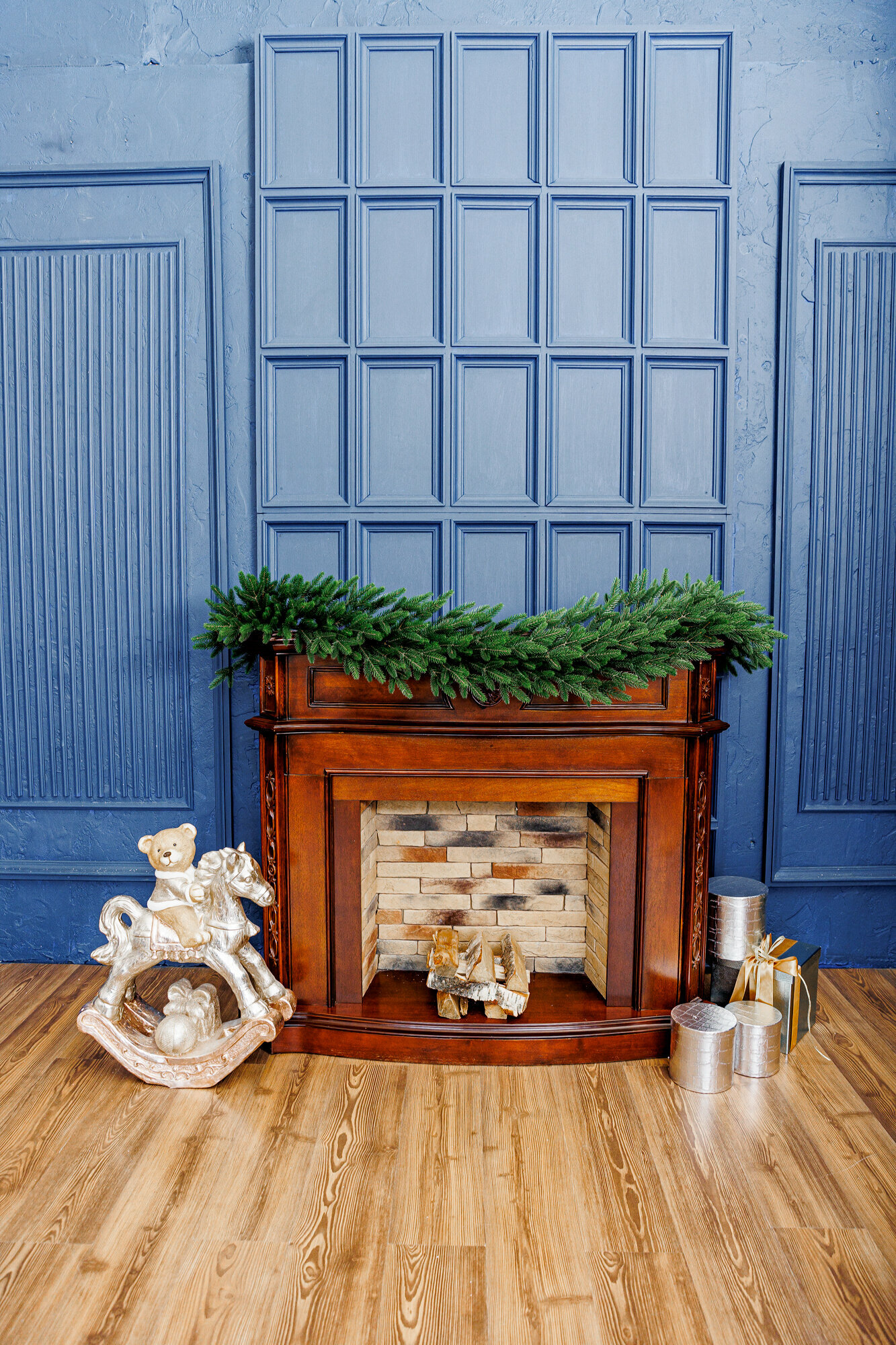 Ветка декоративная Хвойная красавица ёлкаград литая премиум 270 см.