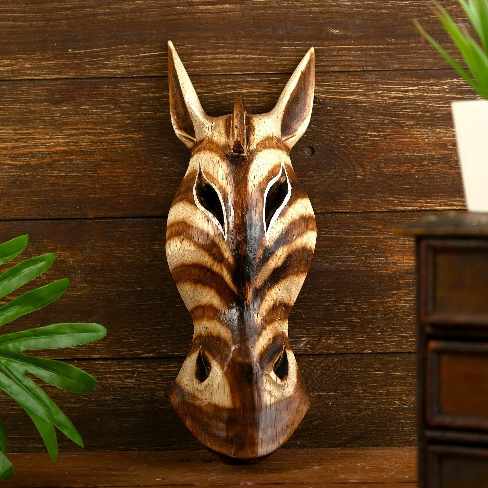 Маска "Зебра", 30x10.5x5 см, дерево, тематика: животный мир, размер упаковки: 11 x 5 x 30 см.