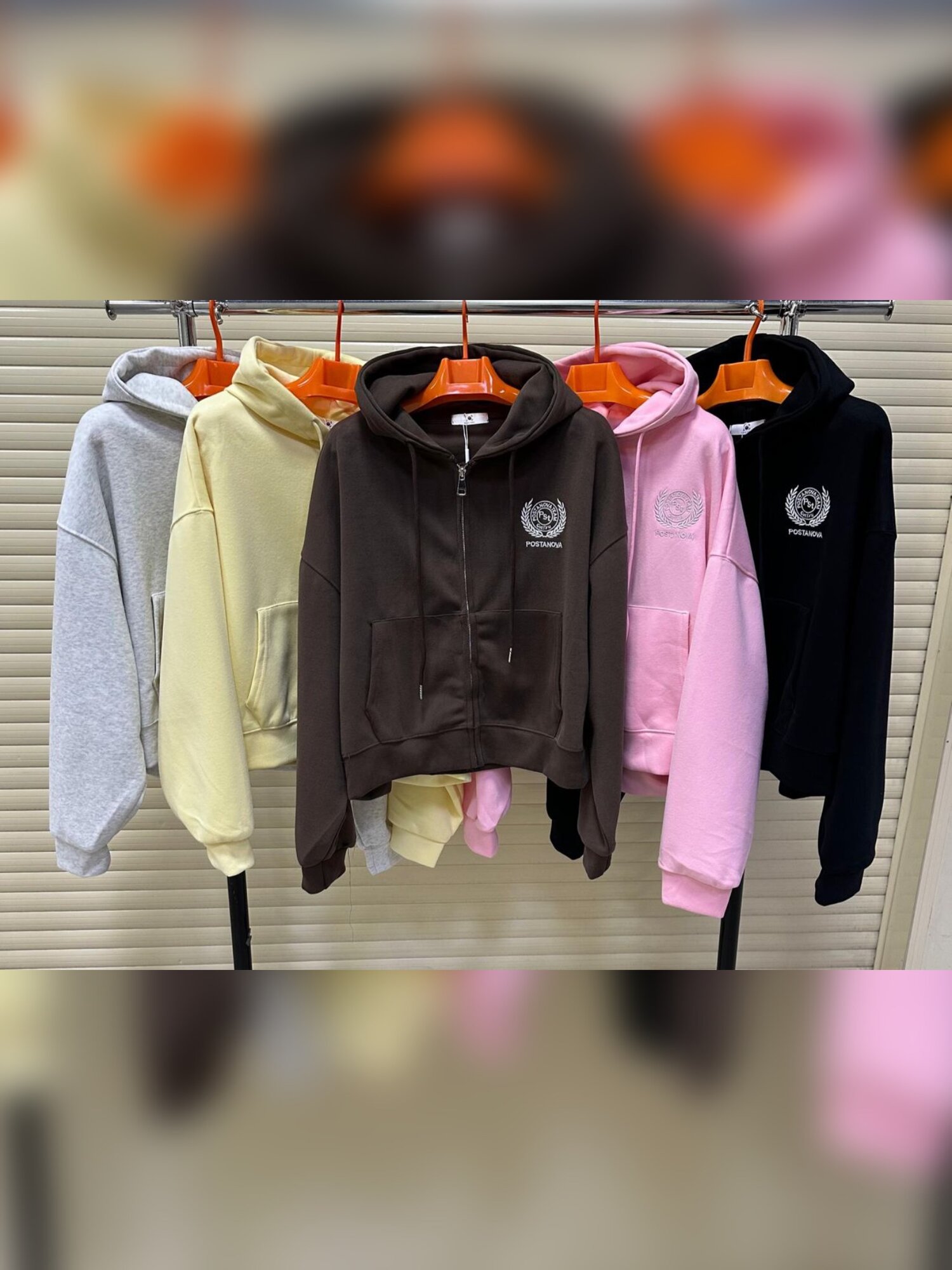 Толстовка для кормящих мам