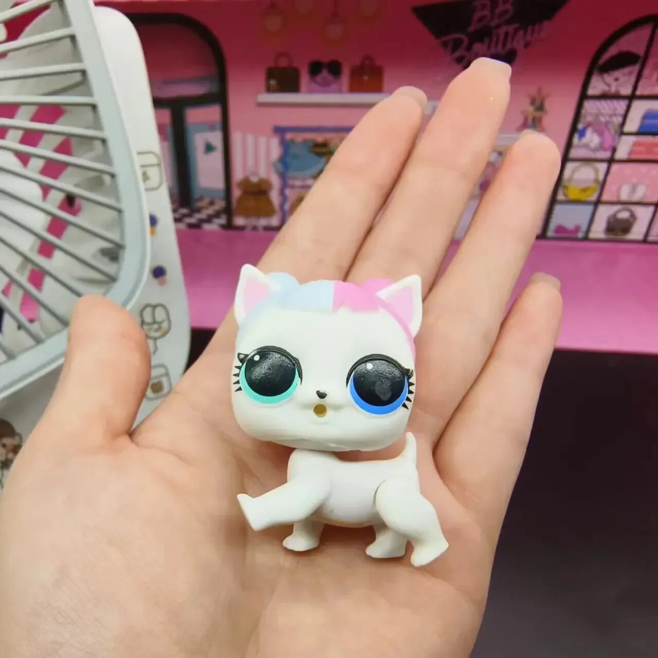 LOL SURPRISE! Мини куклы домашних животных