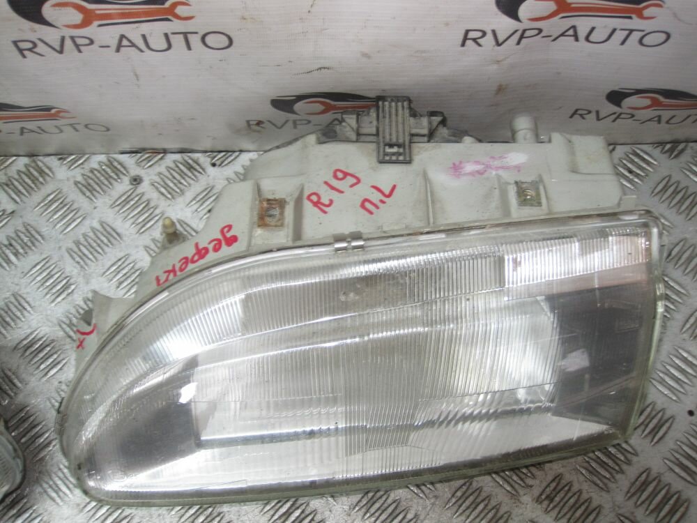 Фара Renault 19 1.6 1992—2002 Renault