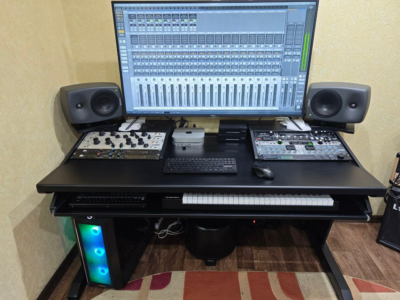 StudioDesk Producer стол для звукозаписи, студии, музыканта. Студийный стол.