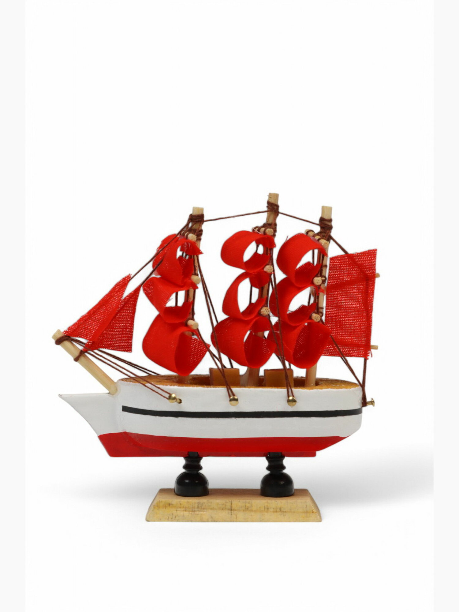 Сувенирная модель корабля "Медуза", 10x3x10 см, белый корпус, красные паруса