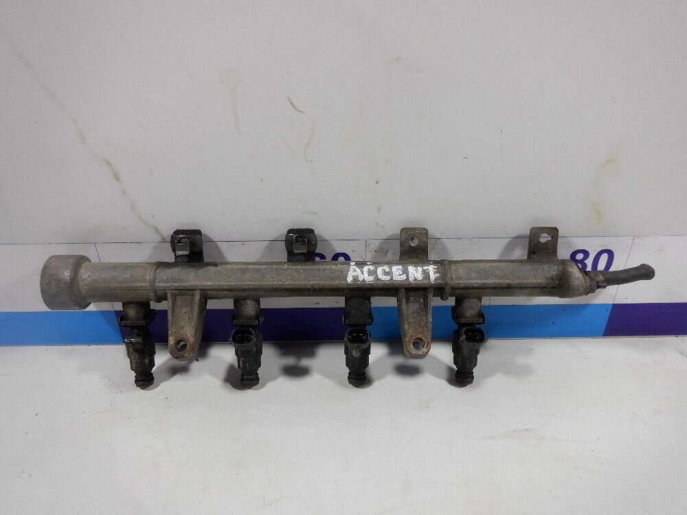 Форсунка топливная Hyundai Accent II 3531022600