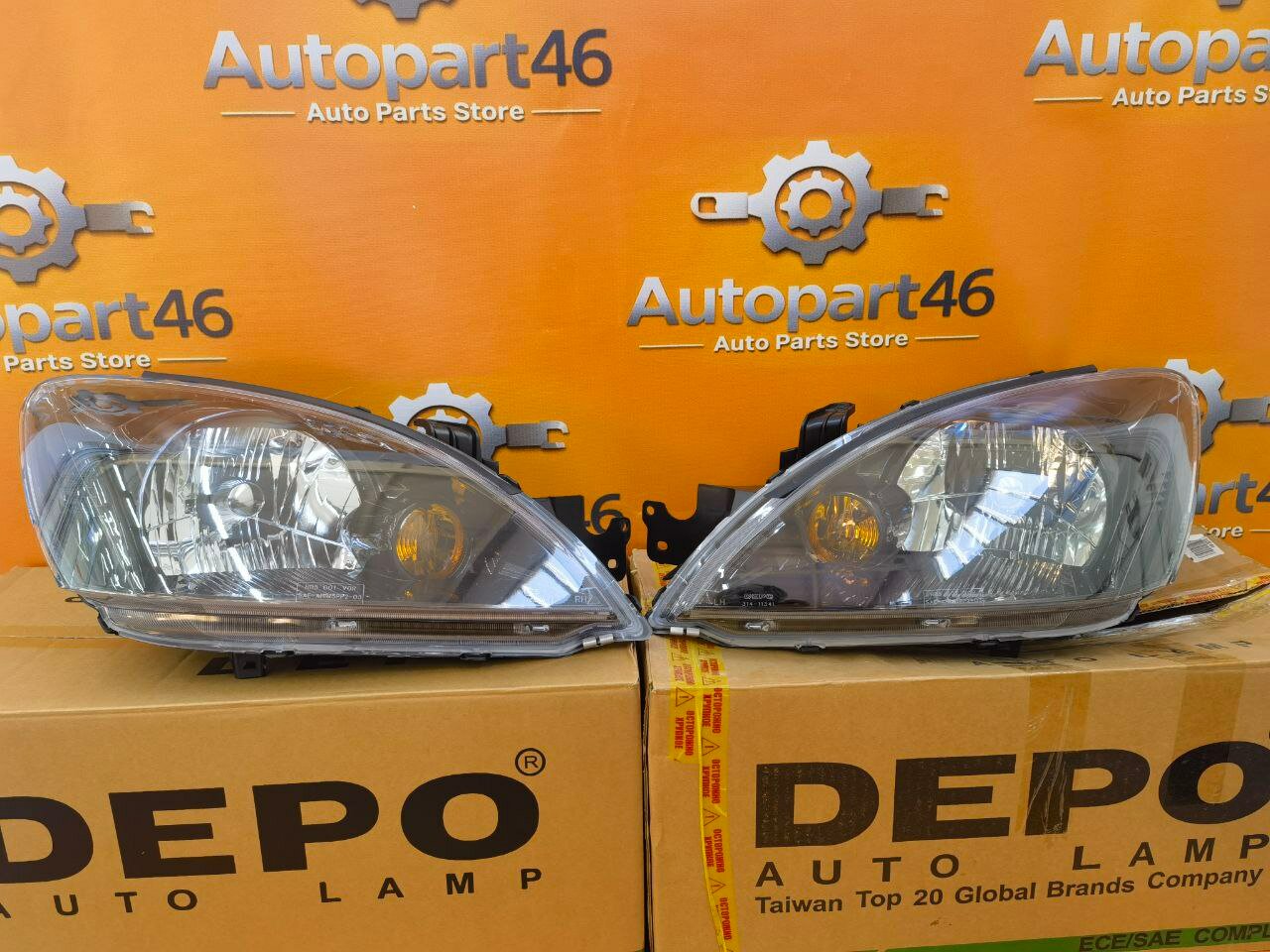 Фары передние Лансер 9 MITSUBISHI LANCER 9 черные Depo комплект