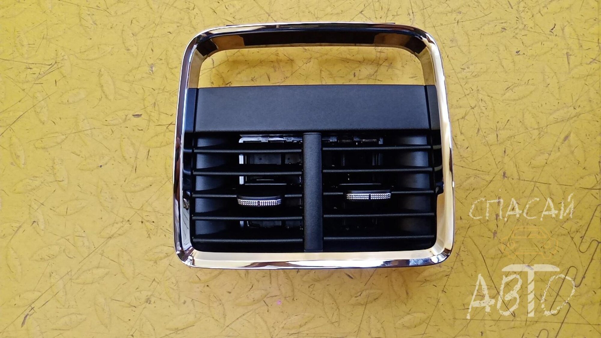 Дефлектор воздушный VAG 5E3819203GRYP, для Skoda Octavia A8, черный