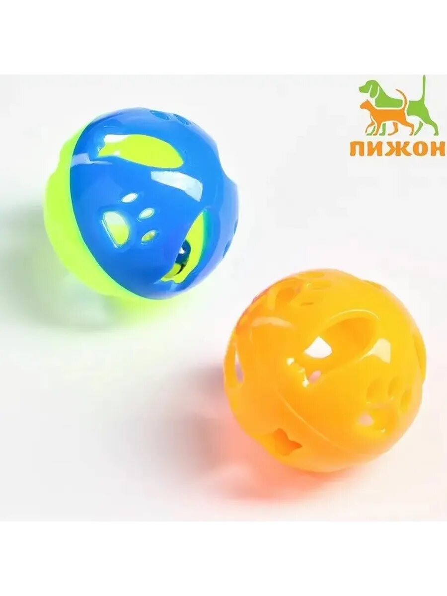 Игрушка для котов: рыбки и лапки — яркое развлечение