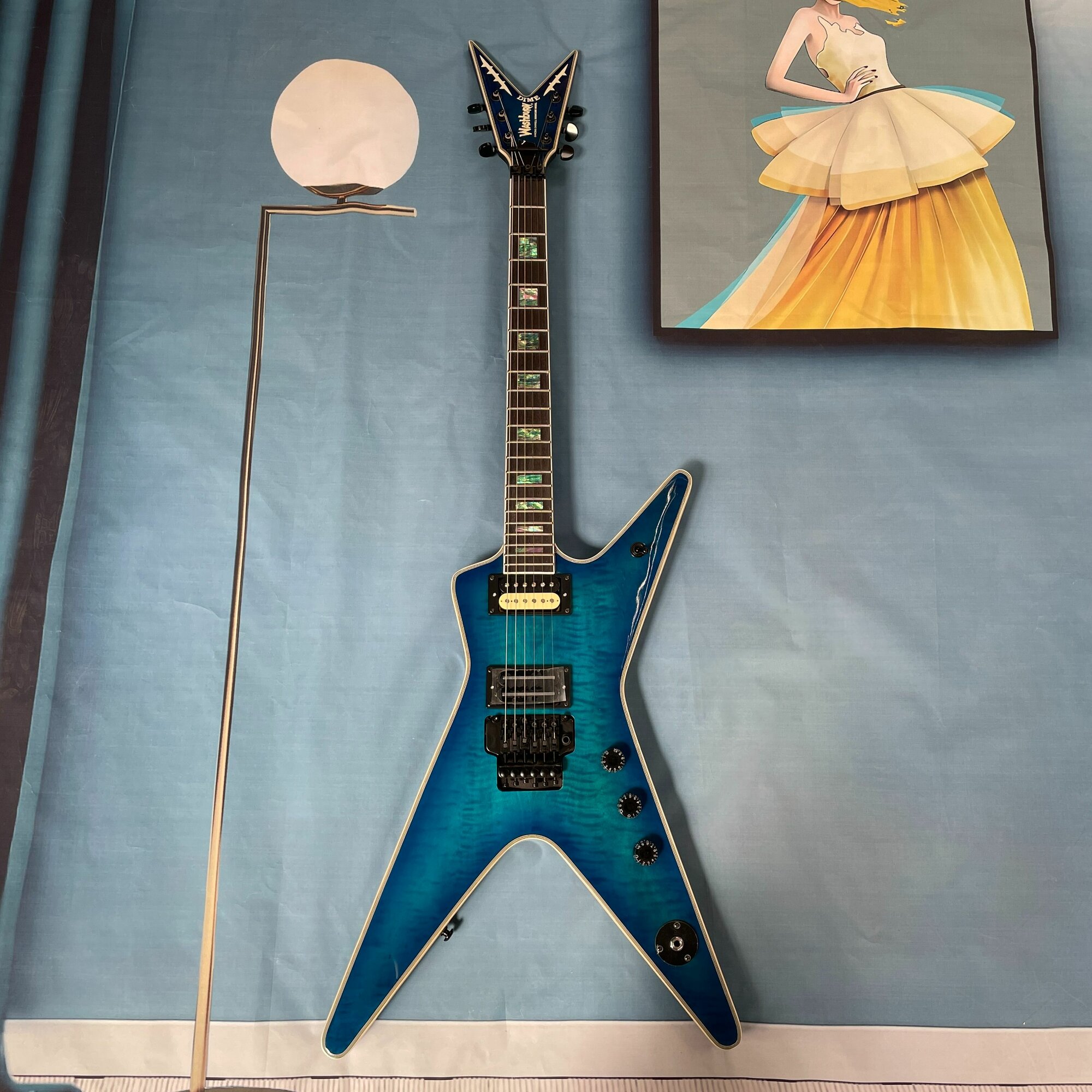 Электрогитара Электроакустическая washburn 6-струнная.