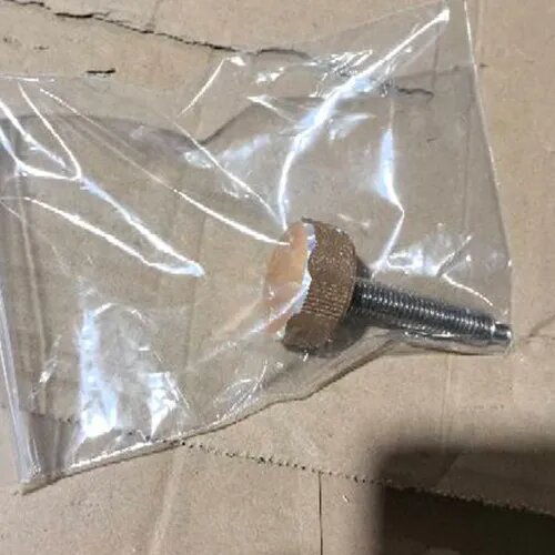 Для прочного крепления дверцы шкафа: Простота в использовании и повышенная устойчивость!