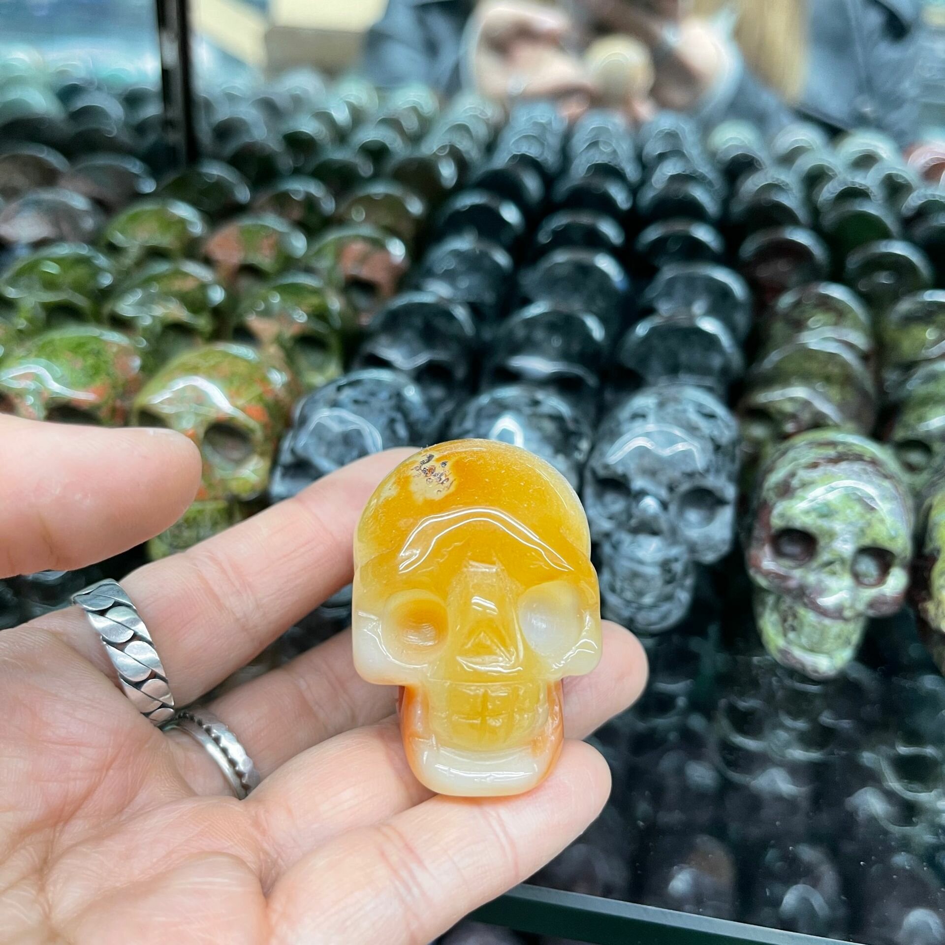 2inch Нефритовый Резной Череп Натуральный Необработанный Камень Полированный Призрачный Голова Хэллоуинское Украшение Кристальный Череп Орнамент