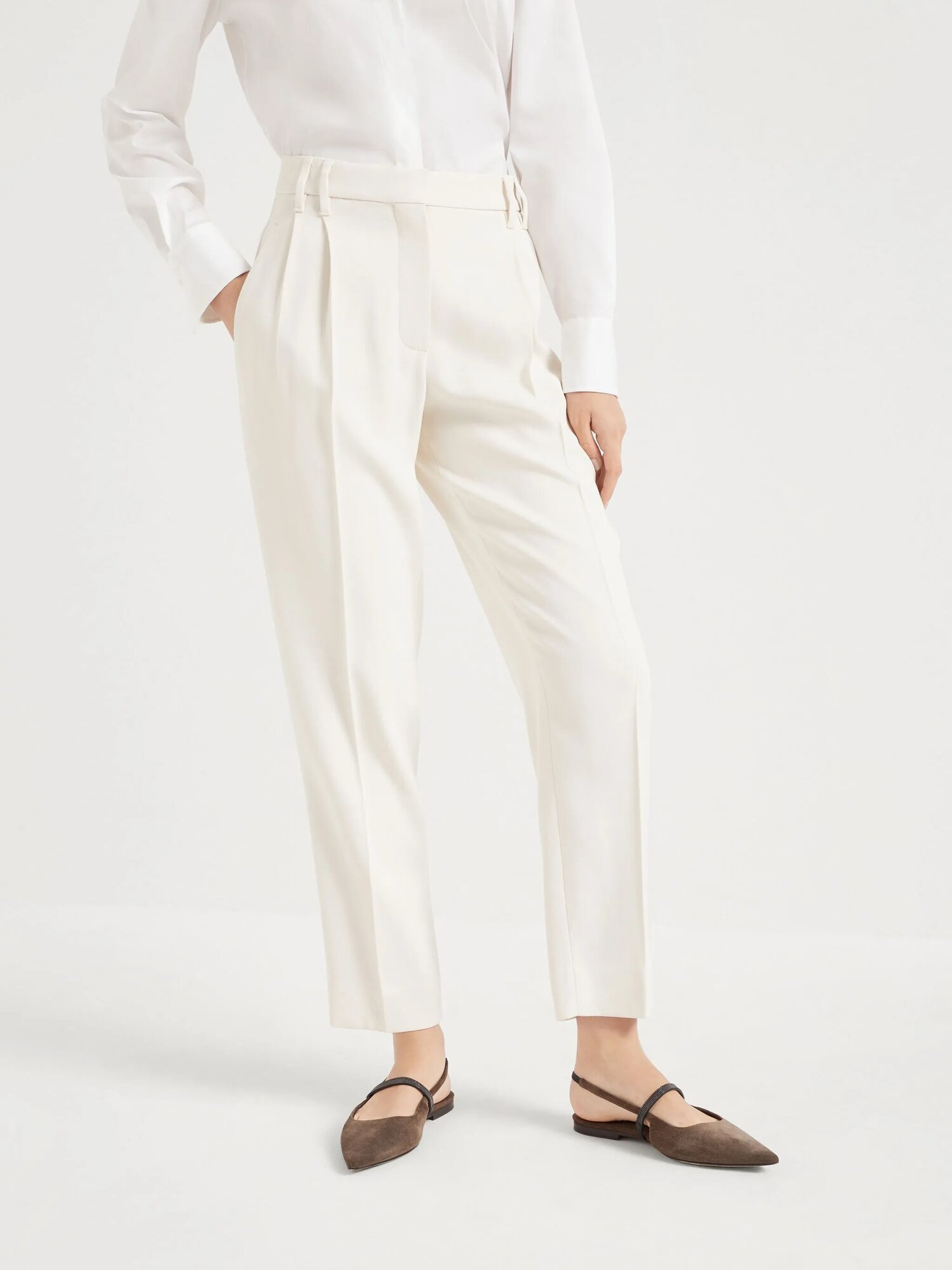 Брюки классические BRUNELLO CUCINELLI Slouchy, размер 44 IT, белый — фото 1