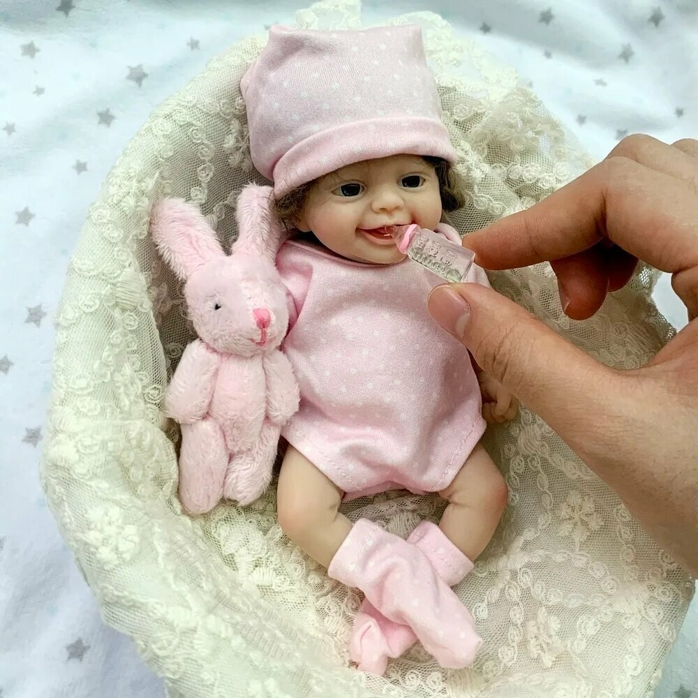 6-дюймовая милая полностью силиконовая мини-кукла реборн с большими глазами в розовом костюме
