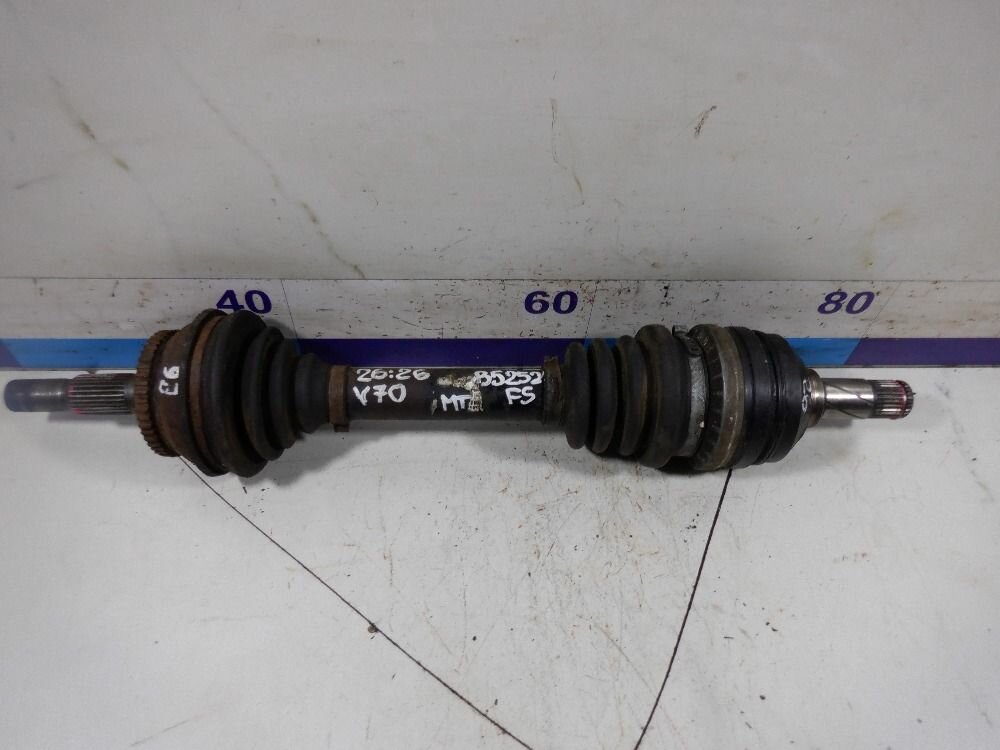 Полуось передняя левая Volvo V70 8111304