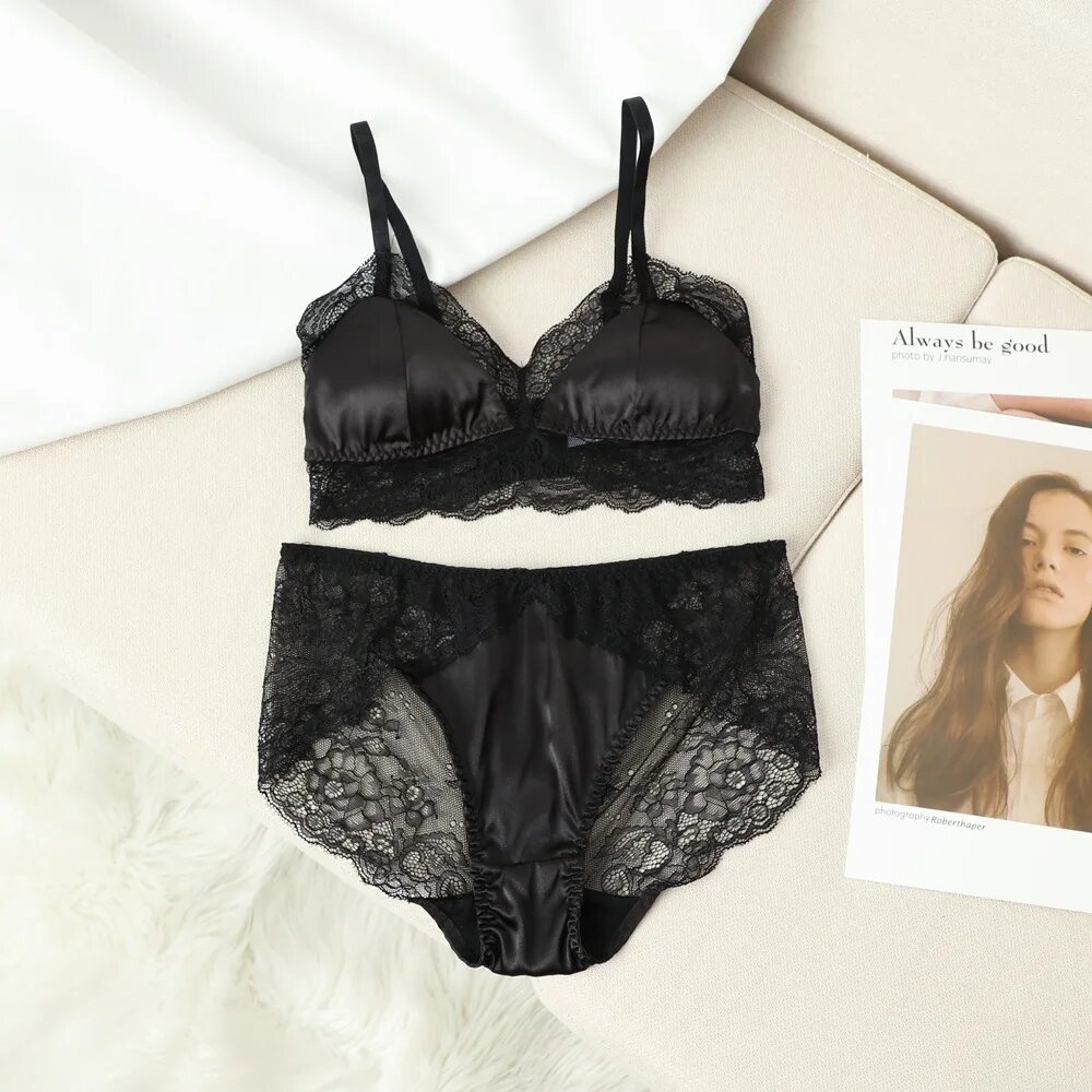 Комплект нижнего белья