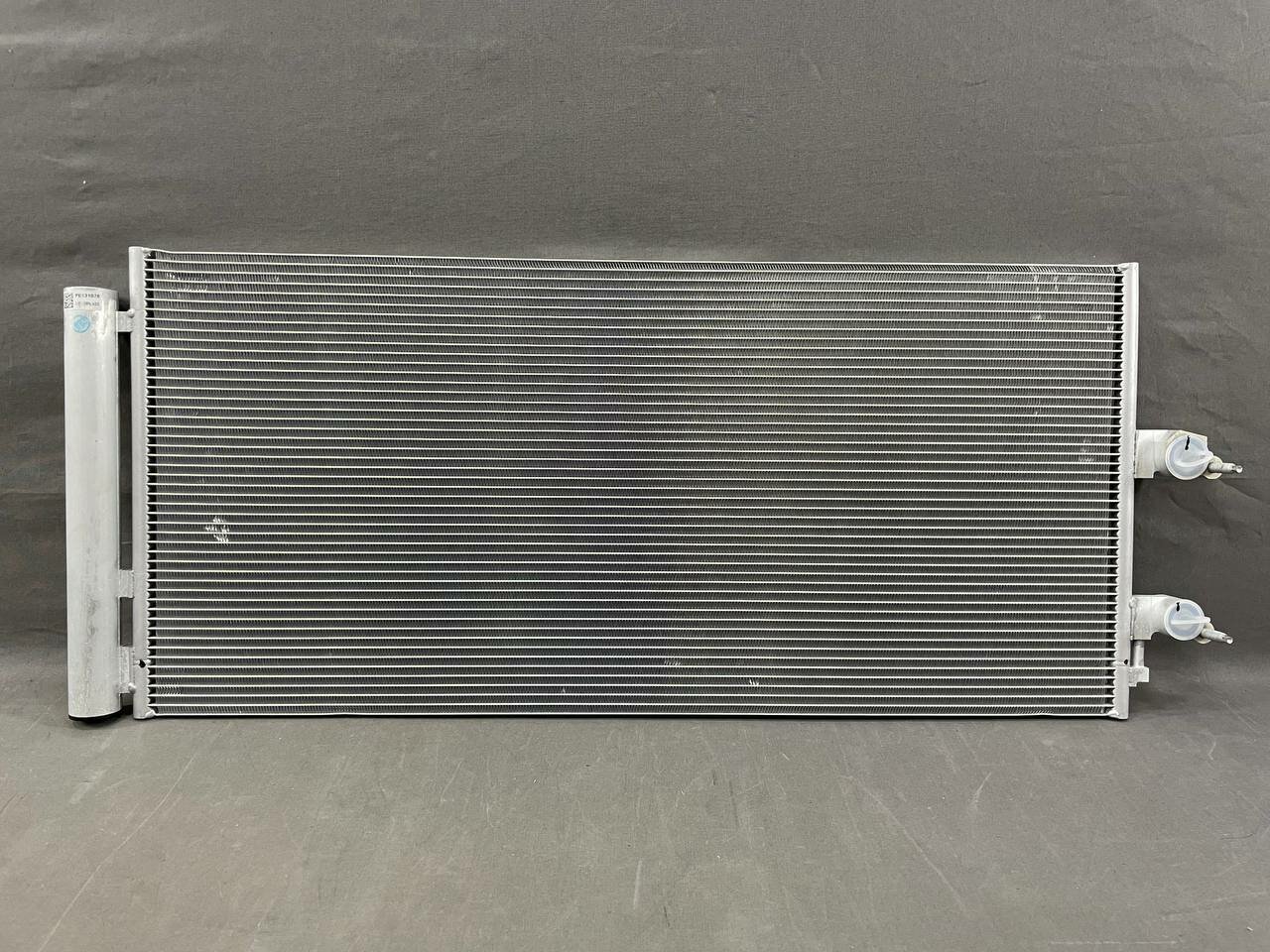 Радиатор кондиционера Geely 8010097000