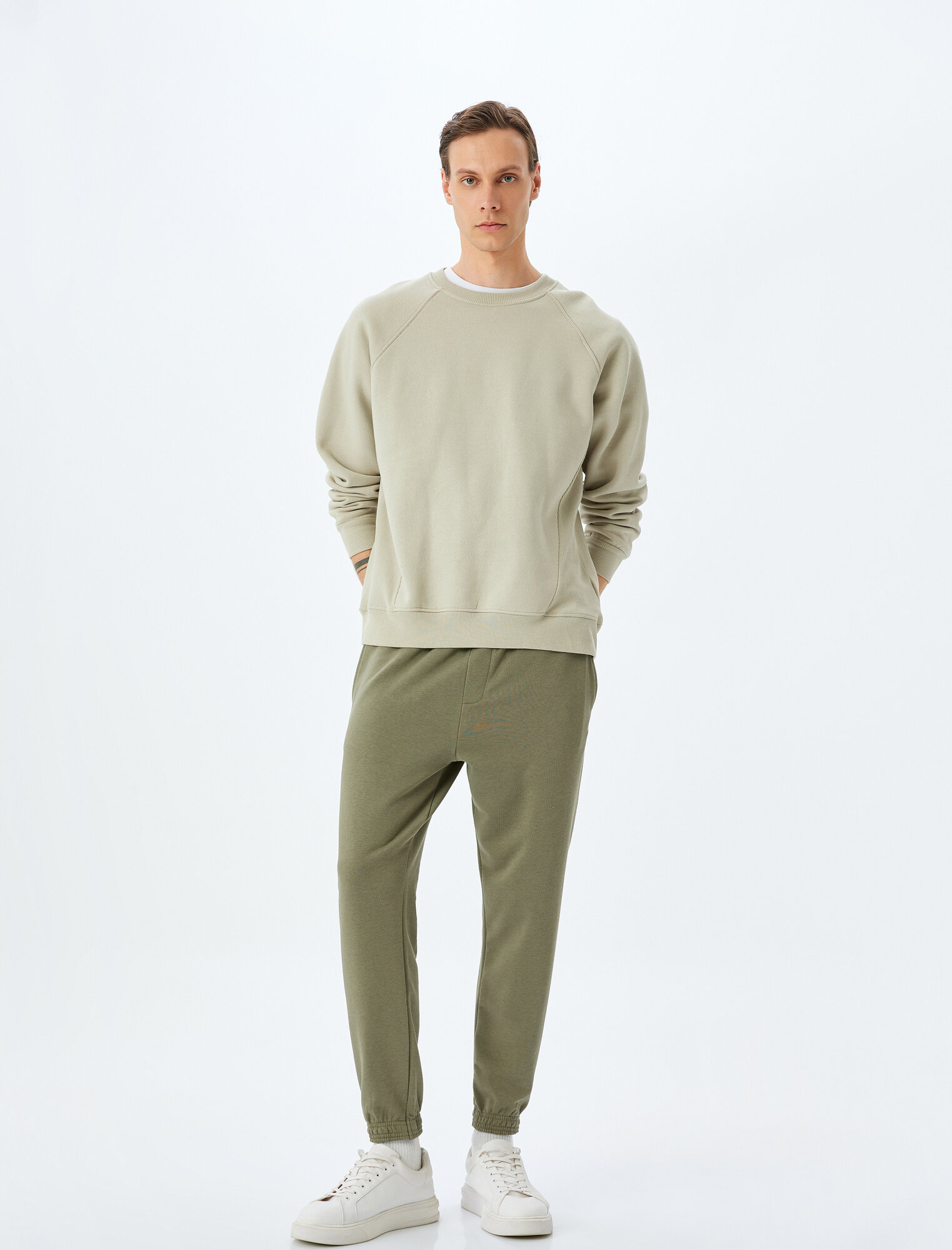 Брюки спортивные